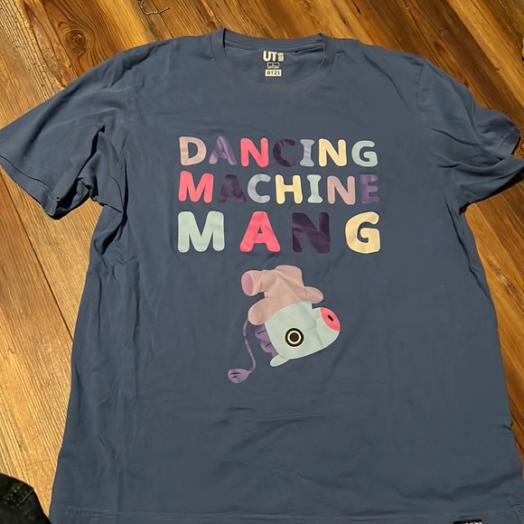 Uniqlo | Shirts | Uniqlo Bt2 Dancing Machine Mang Shirt | Poshmark